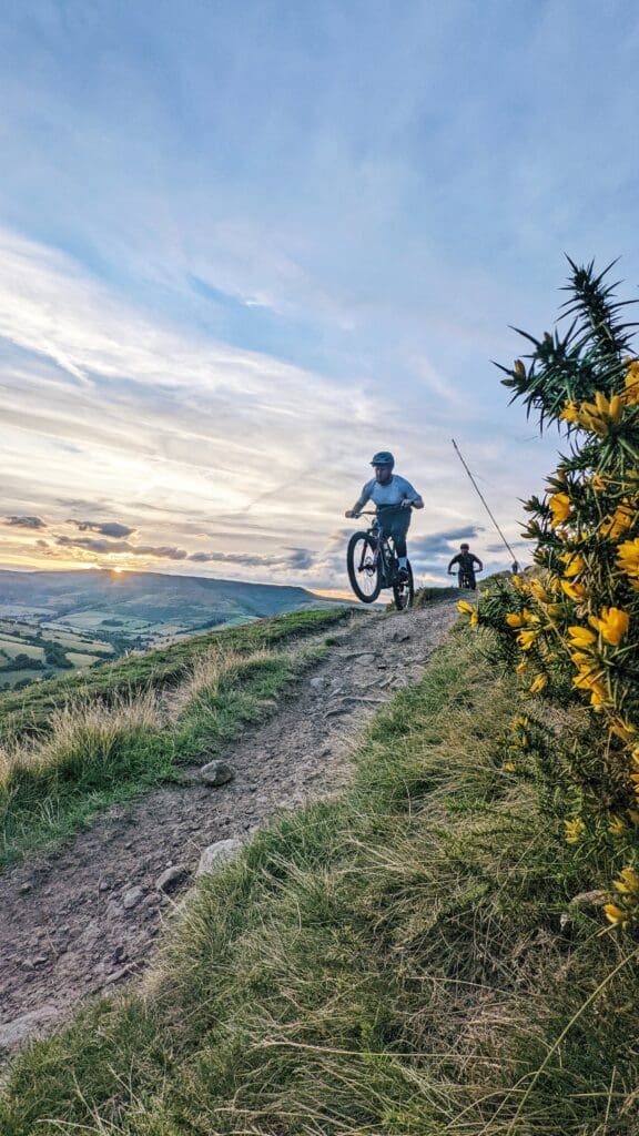 Route 9 - Caves and Castles - Bike Garage